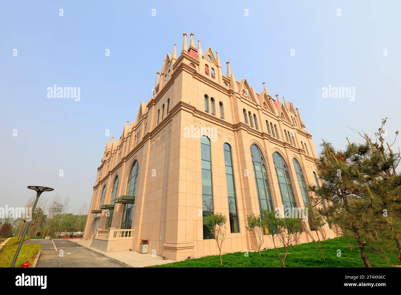 Garden architecture Scenery, South Lake Park, Tangshan, China Stock ...