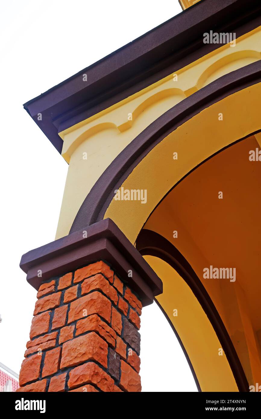 Italian style architecture Stock Photo - Alamy