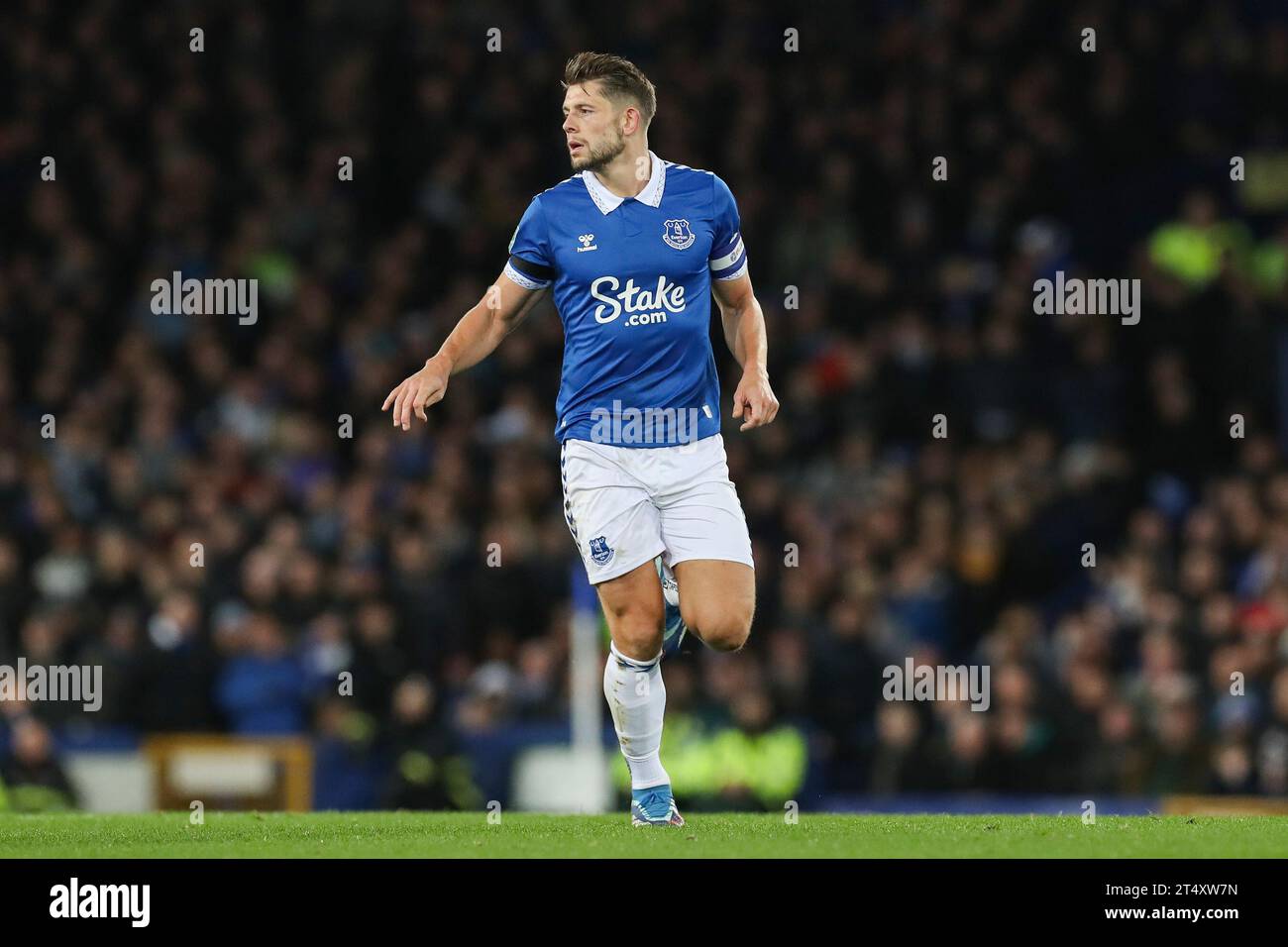 Liverpool, UK. 01st Nov, 2023. Everton defender James Tarkowski (6 ...
