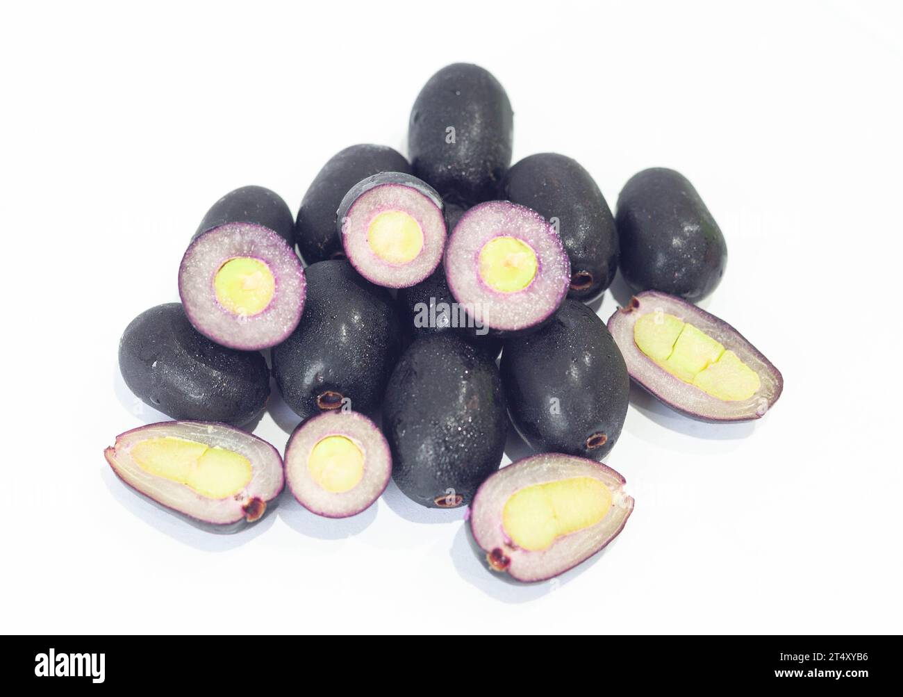 Plum, Jamun, Prunus. Flesh is firm and juicy. The fruit 's peel is ...