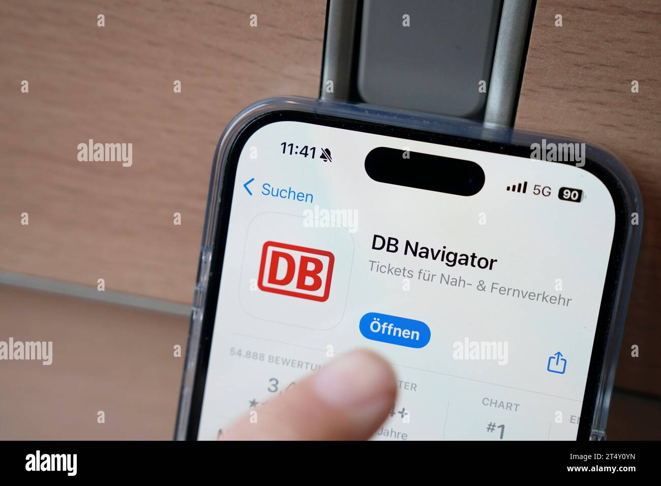 Symbolfoto des neuen DB und Deutsche Bahn Navigator Symbolbild und ...