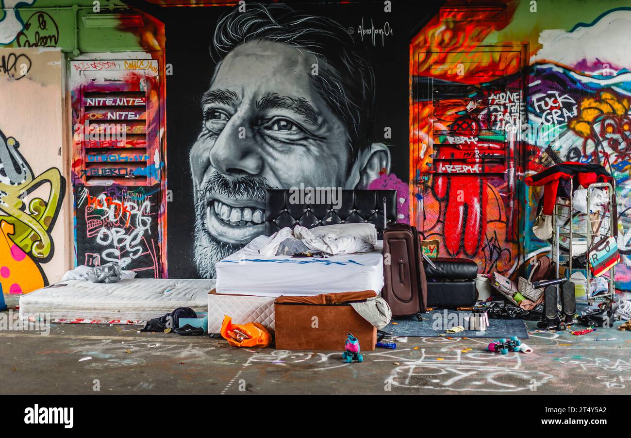 The bed of a homeless person under a bridge in London's Shoreditch ...