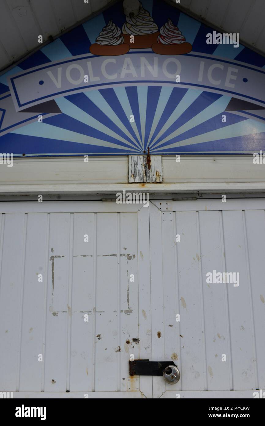 Ice Cream Kiosk at West Bay. Closed for winter Stock Photo - Alamy