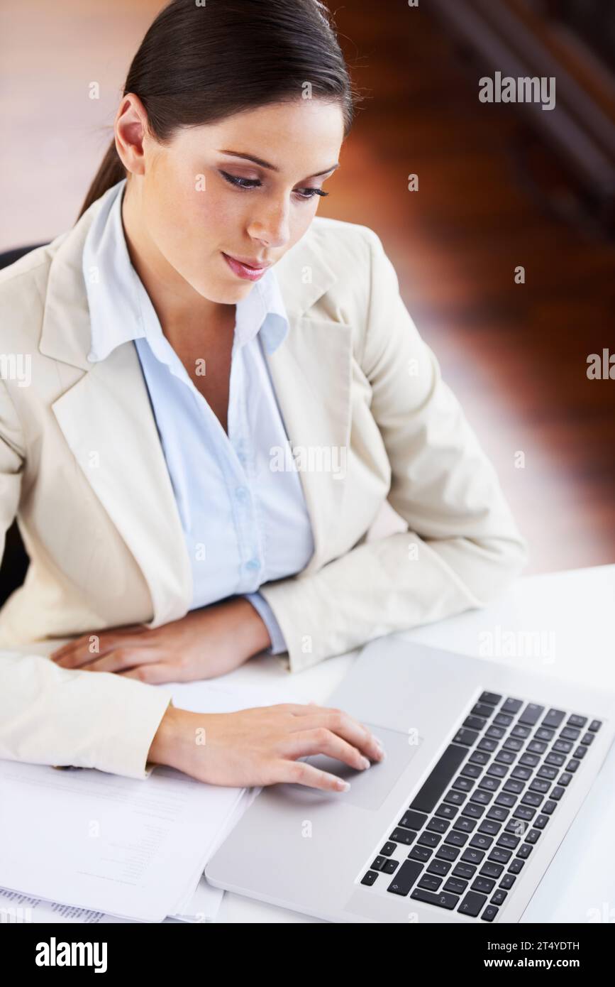 Secretary typing paperwork hi-res stock photography and images - Alamy