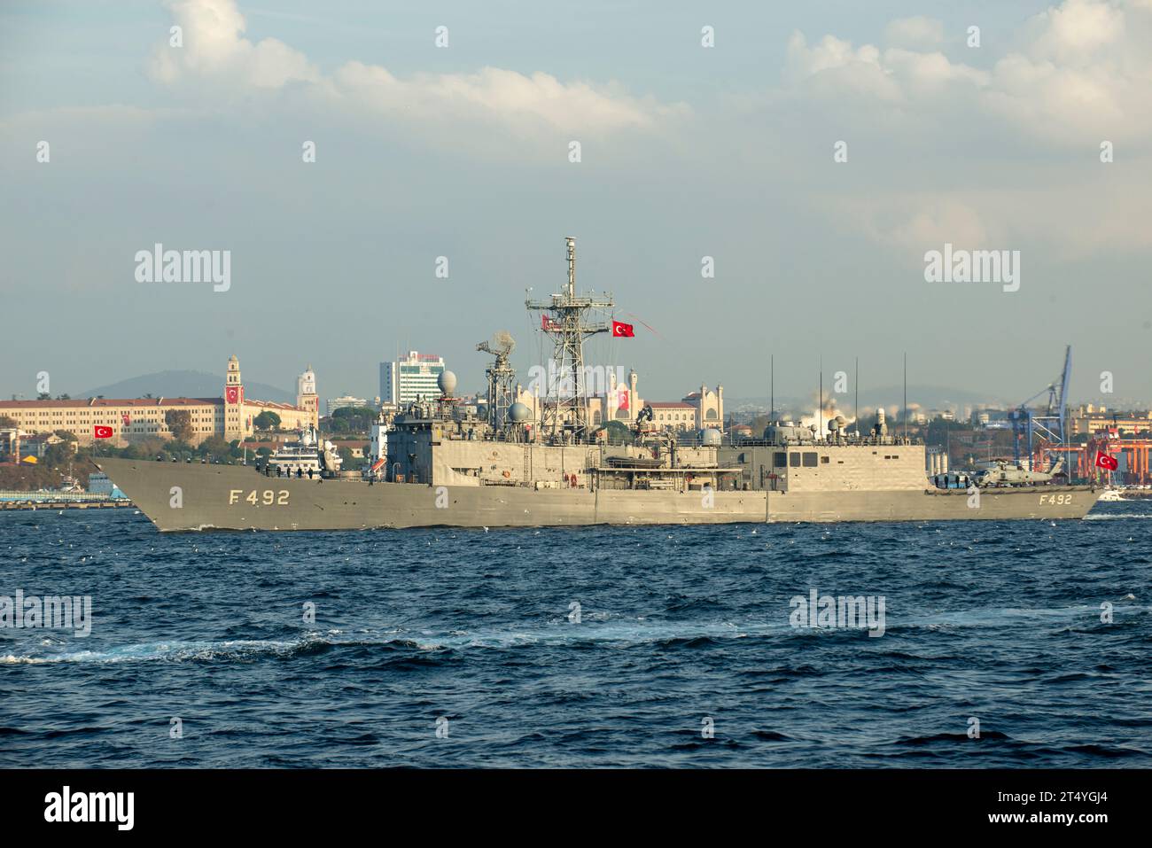 Gabya (Oliver Hazard-Perry) Class Frigate TCG Gemlik, passing through ...
