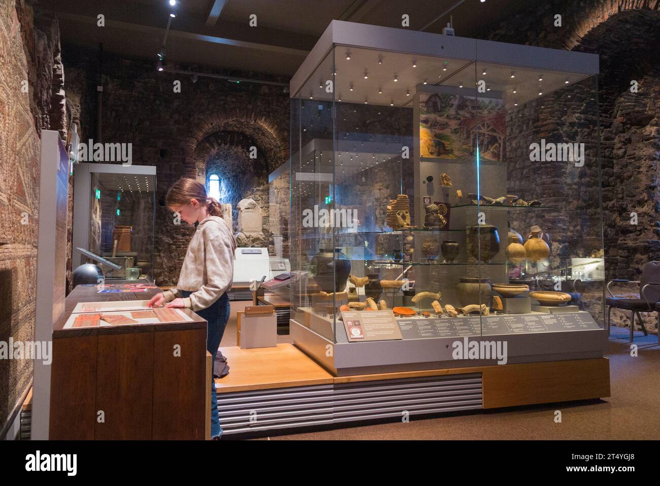 Child kid girl visitor with interactive Roman game & ceramic pottery ...