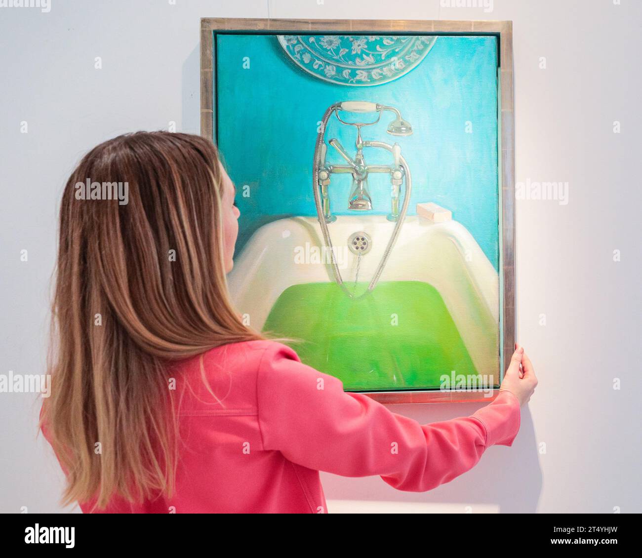 London, UK. 2nd Nov, 2023. Artist Florence with her work 'The Bath ...