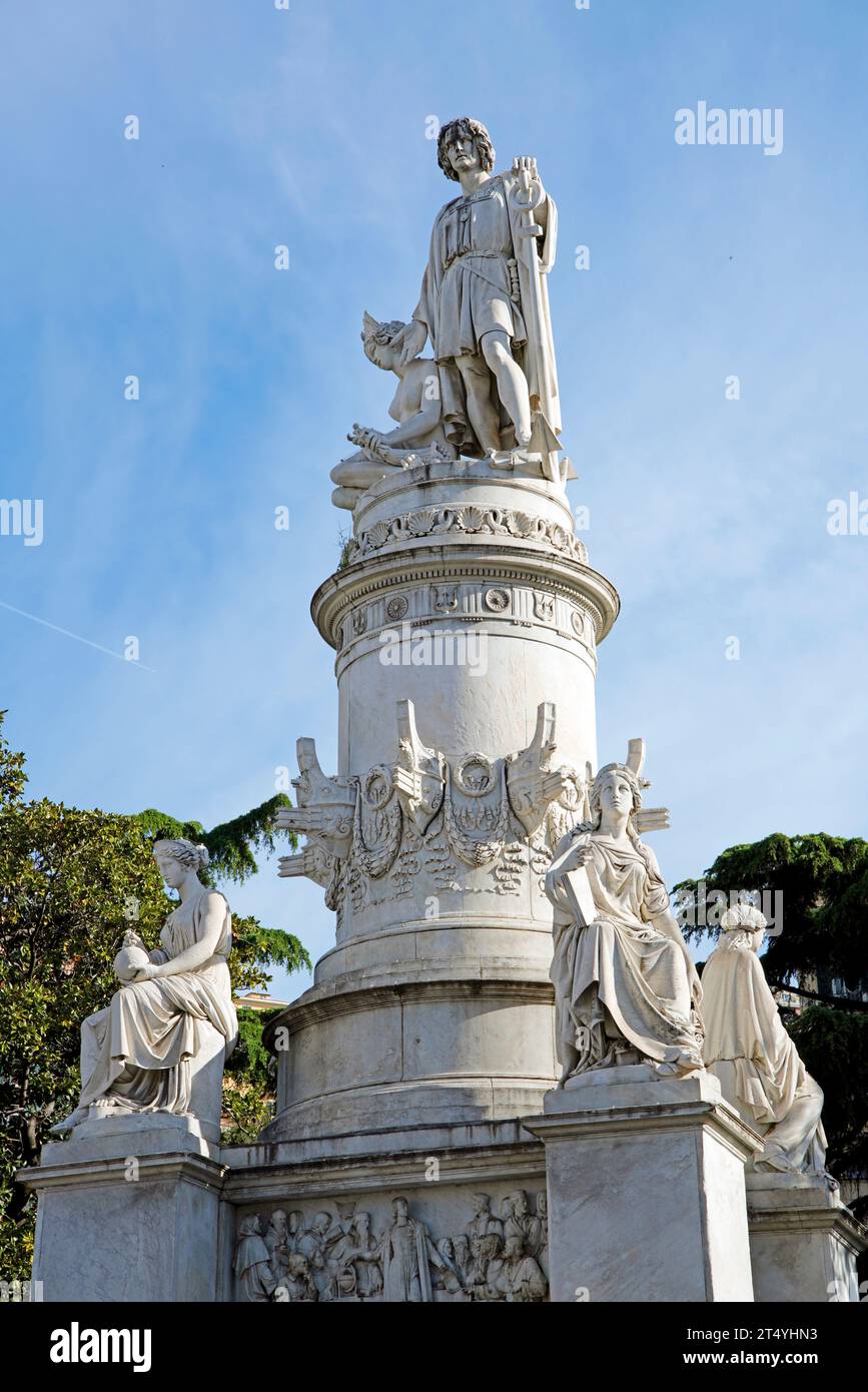 Christopher columbus denkmal hi-res stock photography and images - Alamy