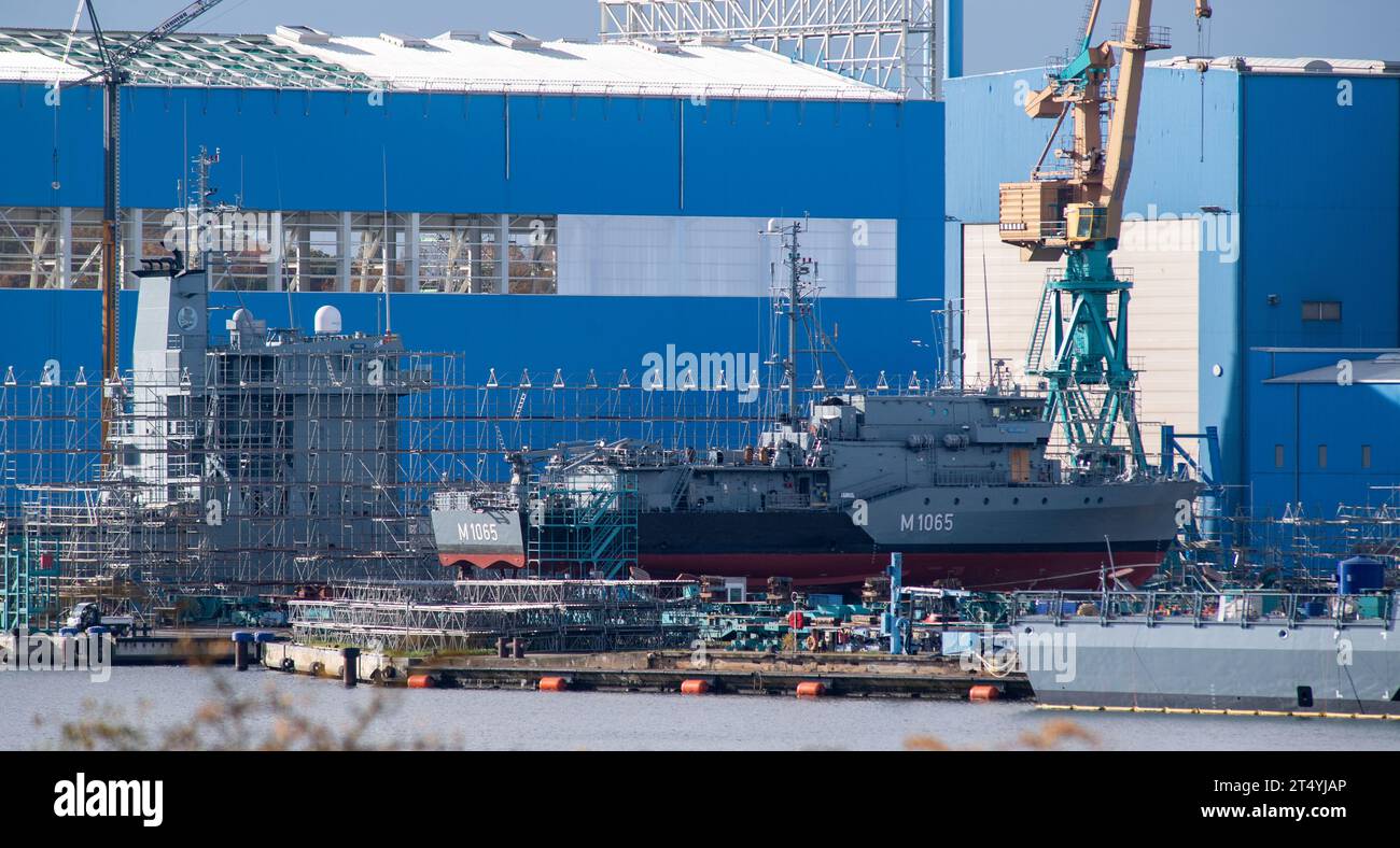 Wolgast, Germany. 02nd Nov, 2023. A German Navy mine countermeasure ...