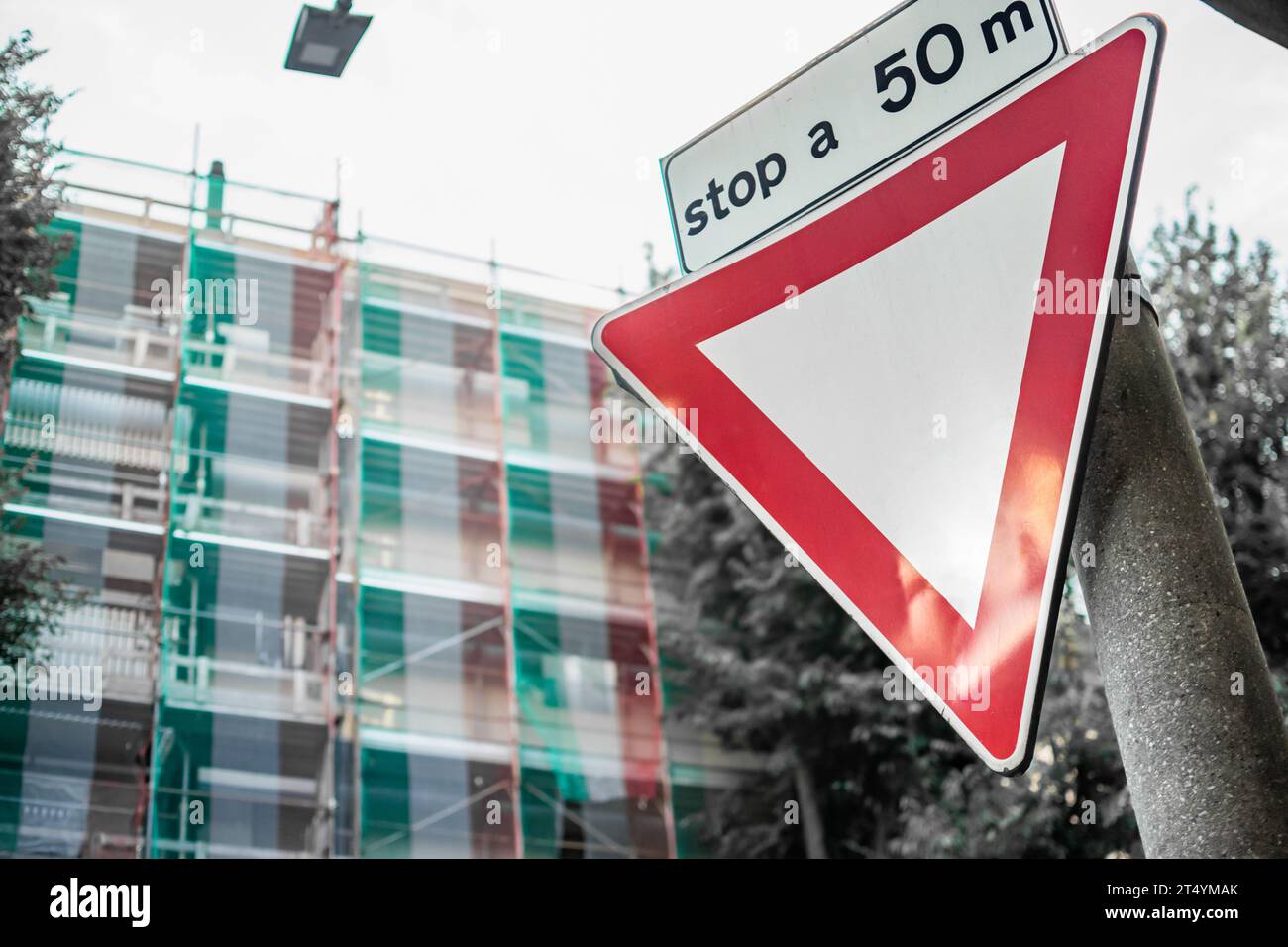 Traffic fast movement hi-res stock photography and images - Alamy
