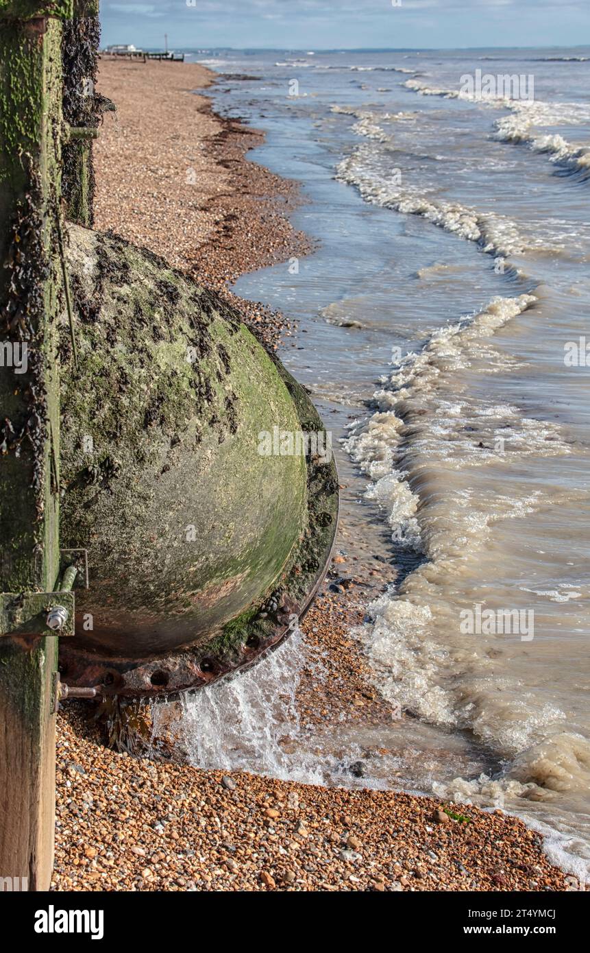Rain uk south coast hi-res stock photography and images - Alamy