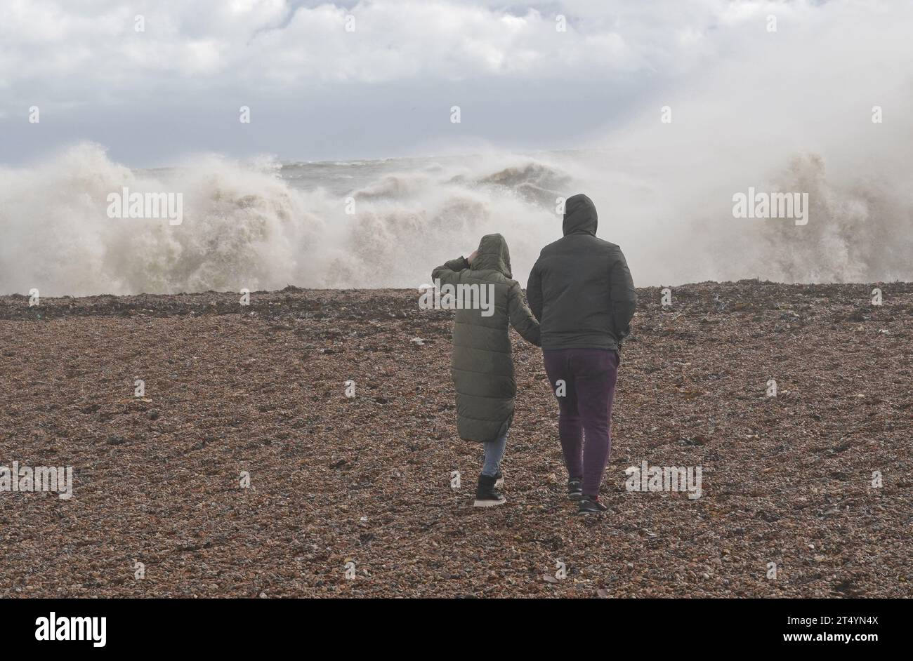 Waves crashing in Dover Kent, as Storm Ciaran brings high winds and ...