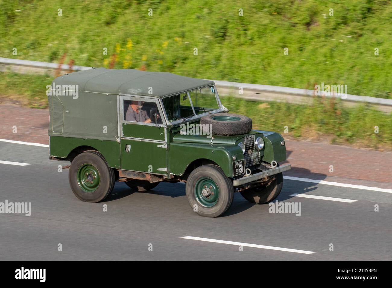 1954 land rover series one 86 hi-res stock photography and images - Alamy