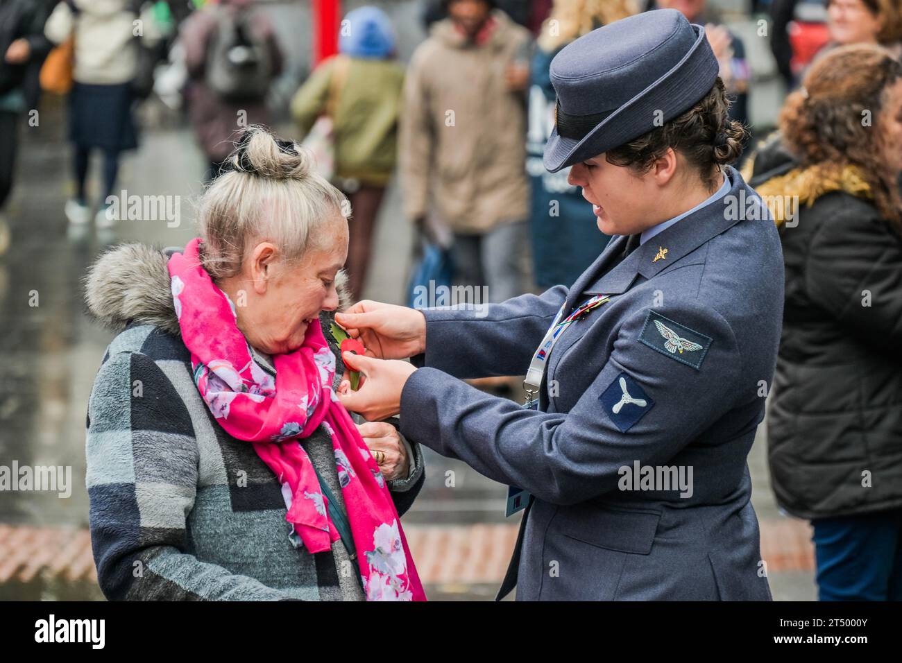 London, UK. 2nd Nov, 2023. RAF personnel sell poppies at Brixton ...