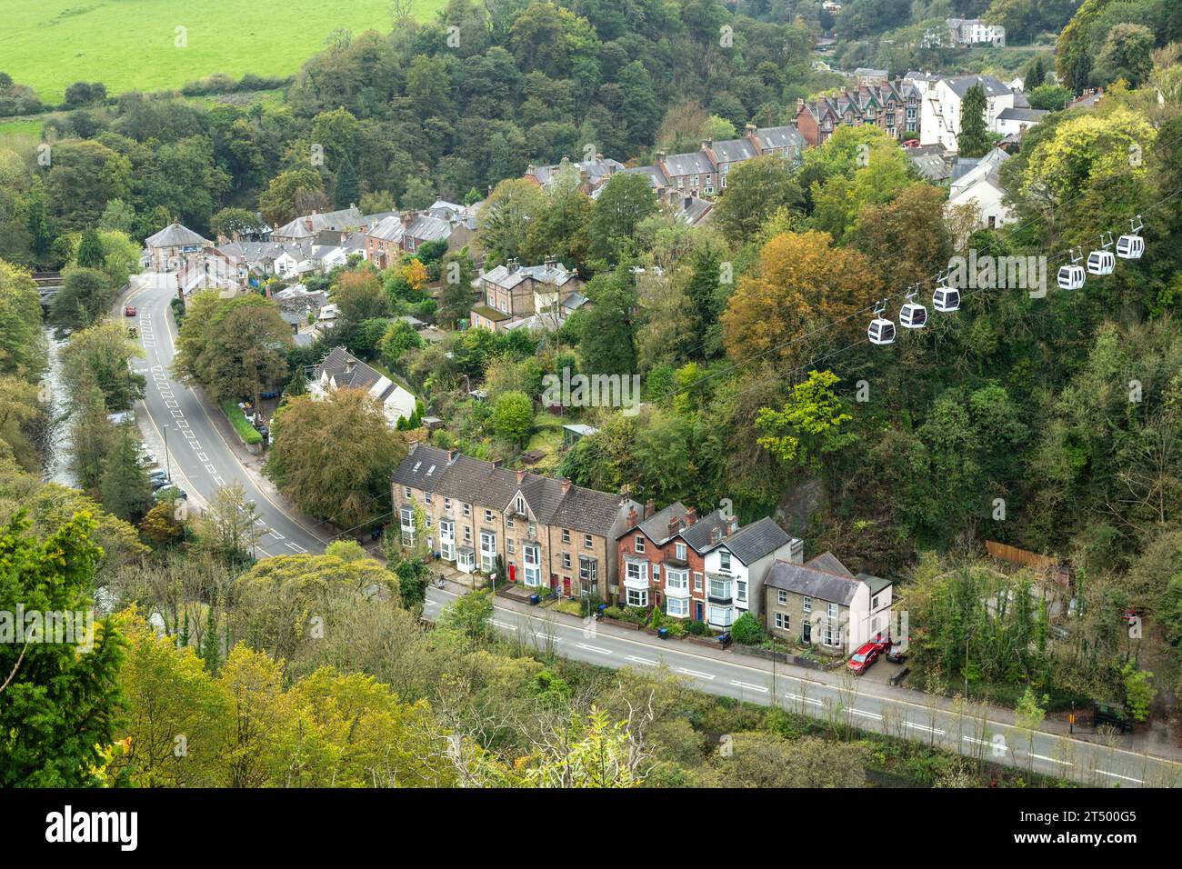Matlock Bath seen from High Tor with the Cable Cars high above houses ...