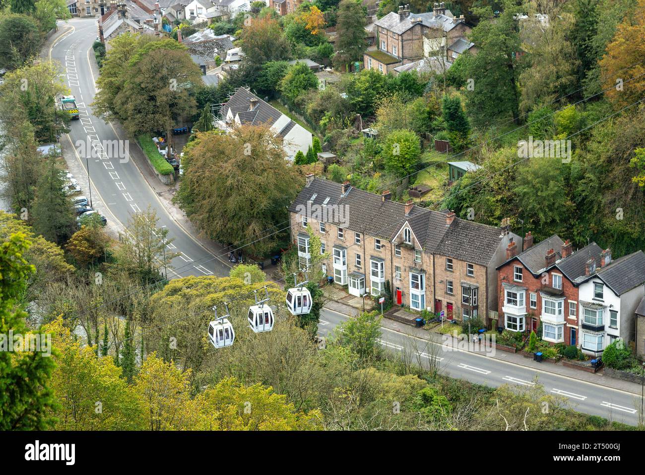 Matlock Bath seen from High Tor with the Cable Cars high above houses ...