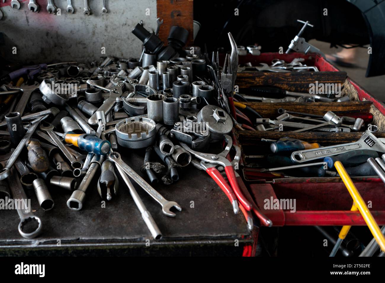 A pile of old spare parts in a garage Stock Photo - Alamy