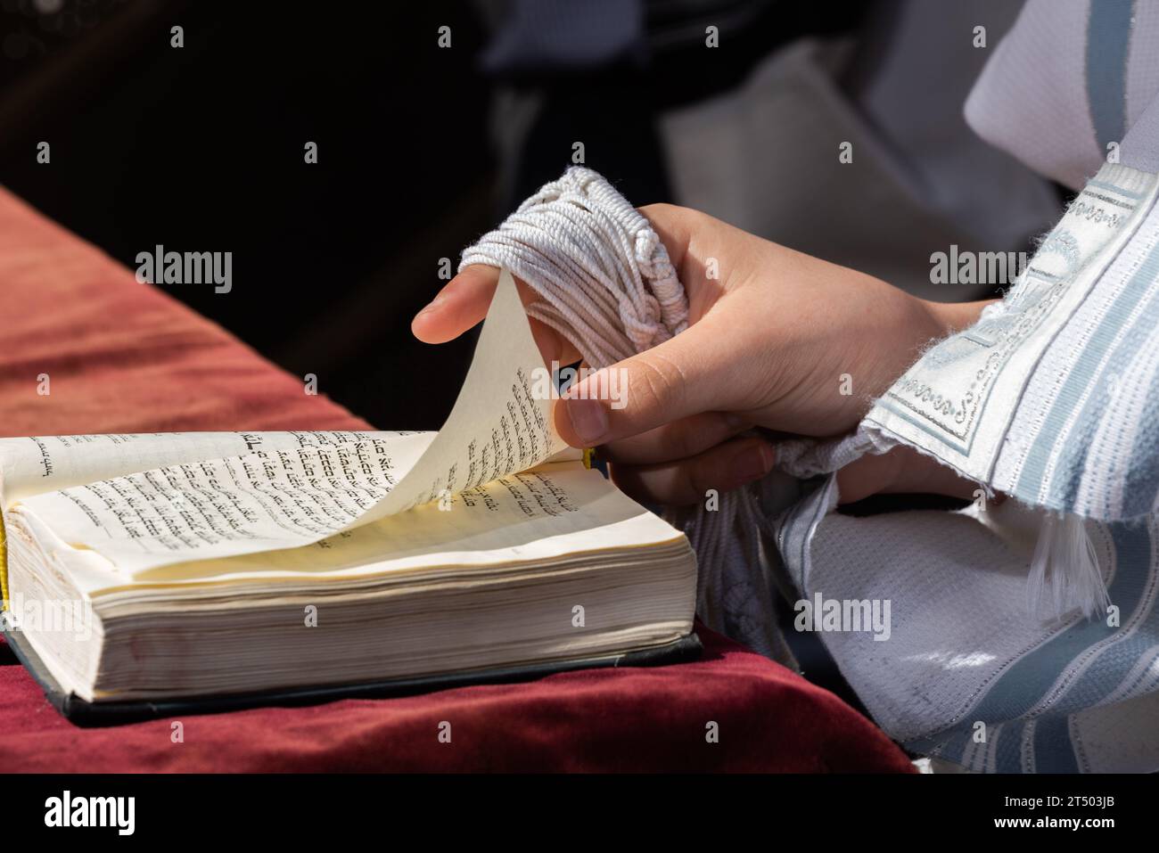Prayer string hi-res stock photography and images - Alamy
