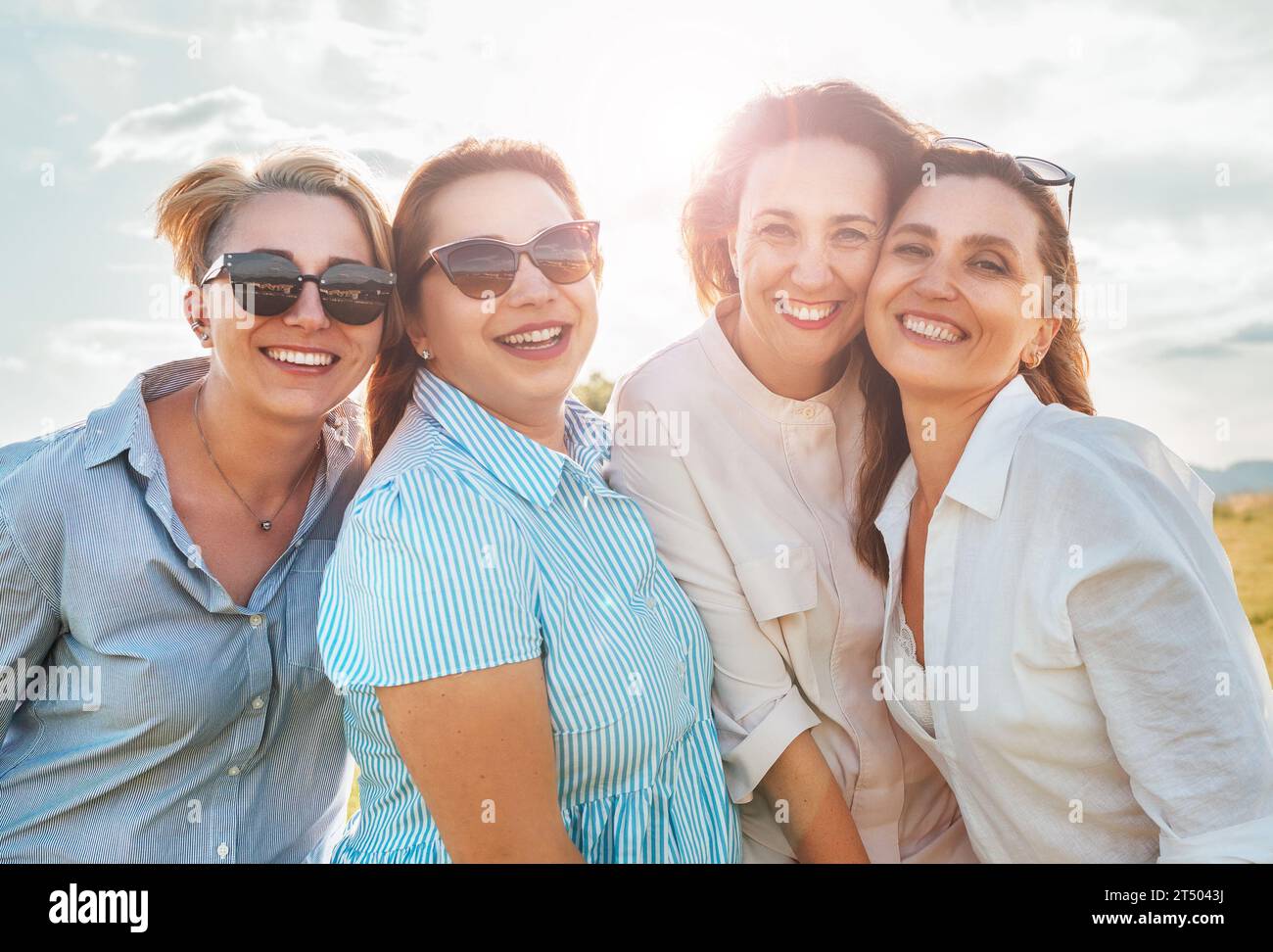 Half length portraits hi-res stock photography and images - Alamy