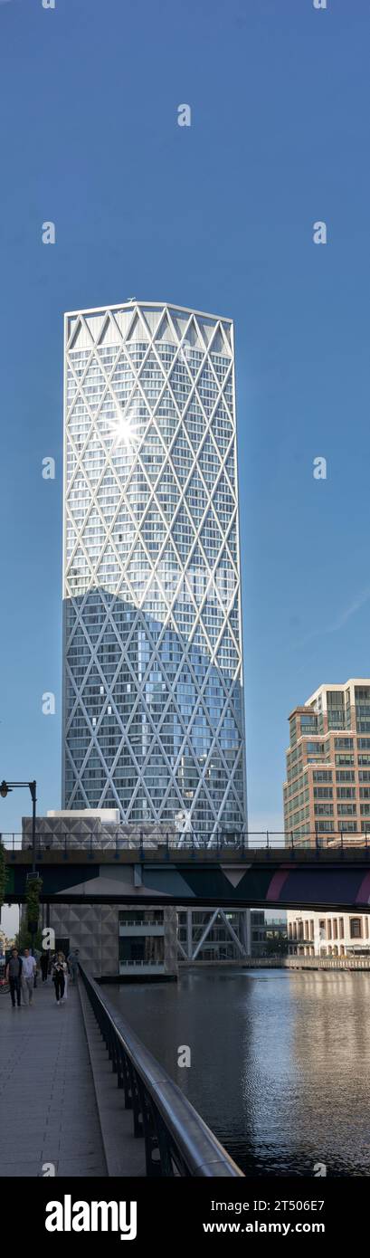 Newfoundland Quay, the 'diamond tower', a skyscraper block of ...