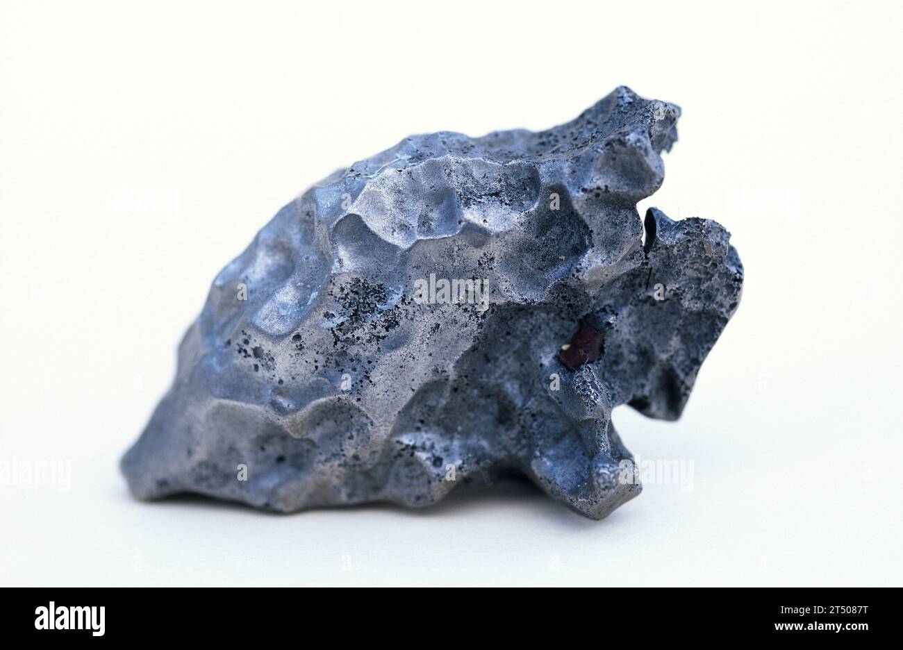 Iron meteorite is a kind of meteorite composed mainly by iron and ...