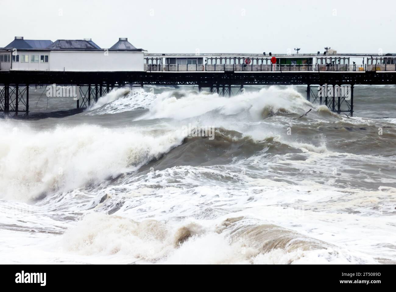Brighton Beach, City of Brighton & Hove, East Sussex, UK. Storm Ciarán ...