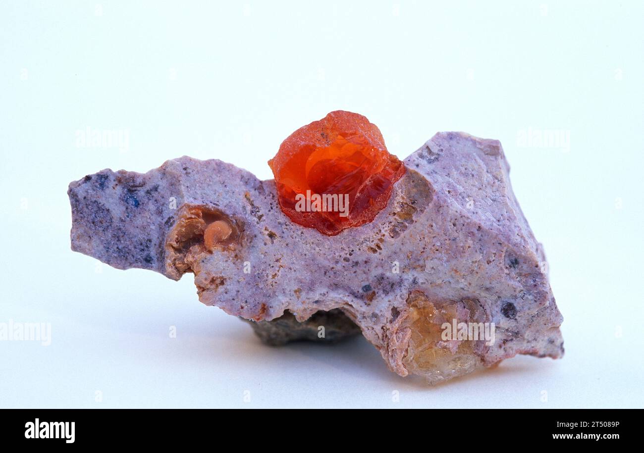 Opal sample hi-res stock photography and images - Alamy