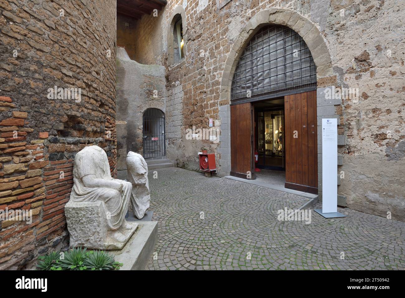 Museo nazionale archeologico cerite hi-res stock photography and images ...