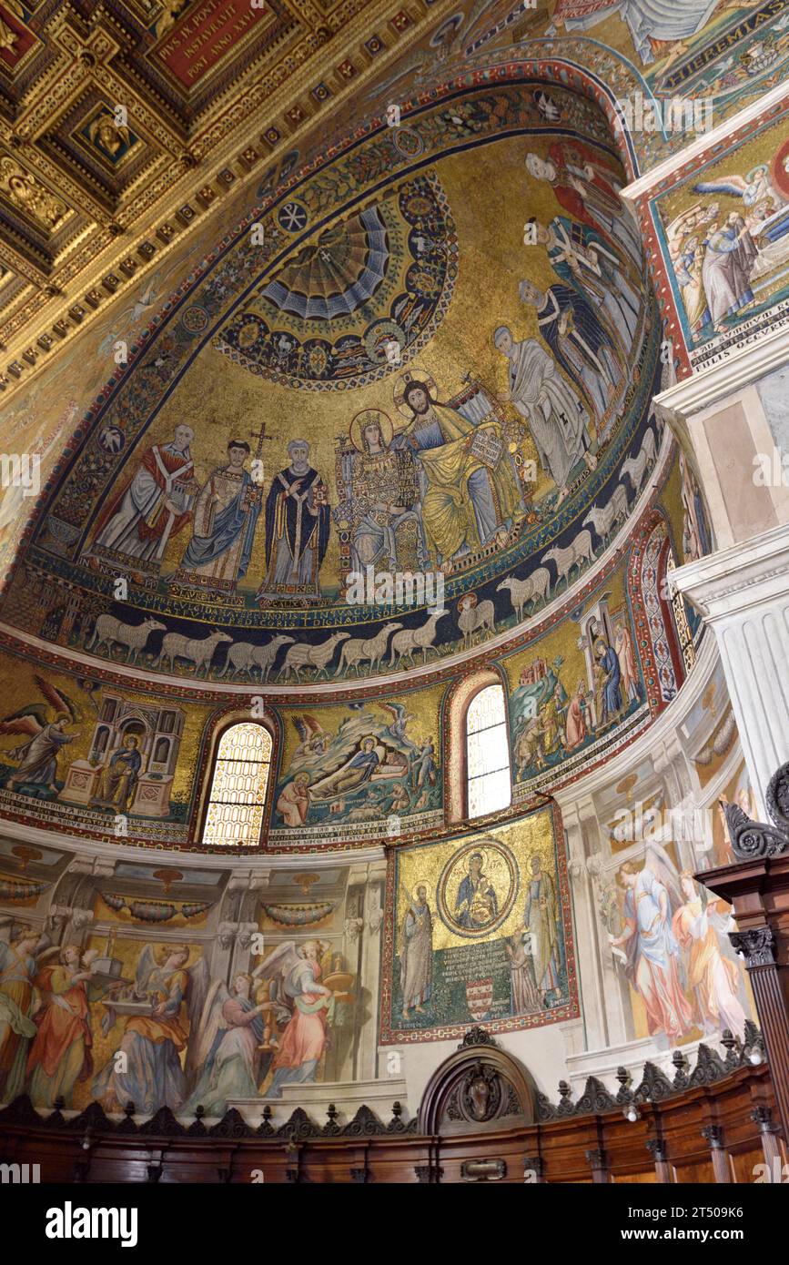 Apse medieval mosaic, Basilica di Santa Maria in Trastevere, Rome, Italy Stock Photo - Alamy