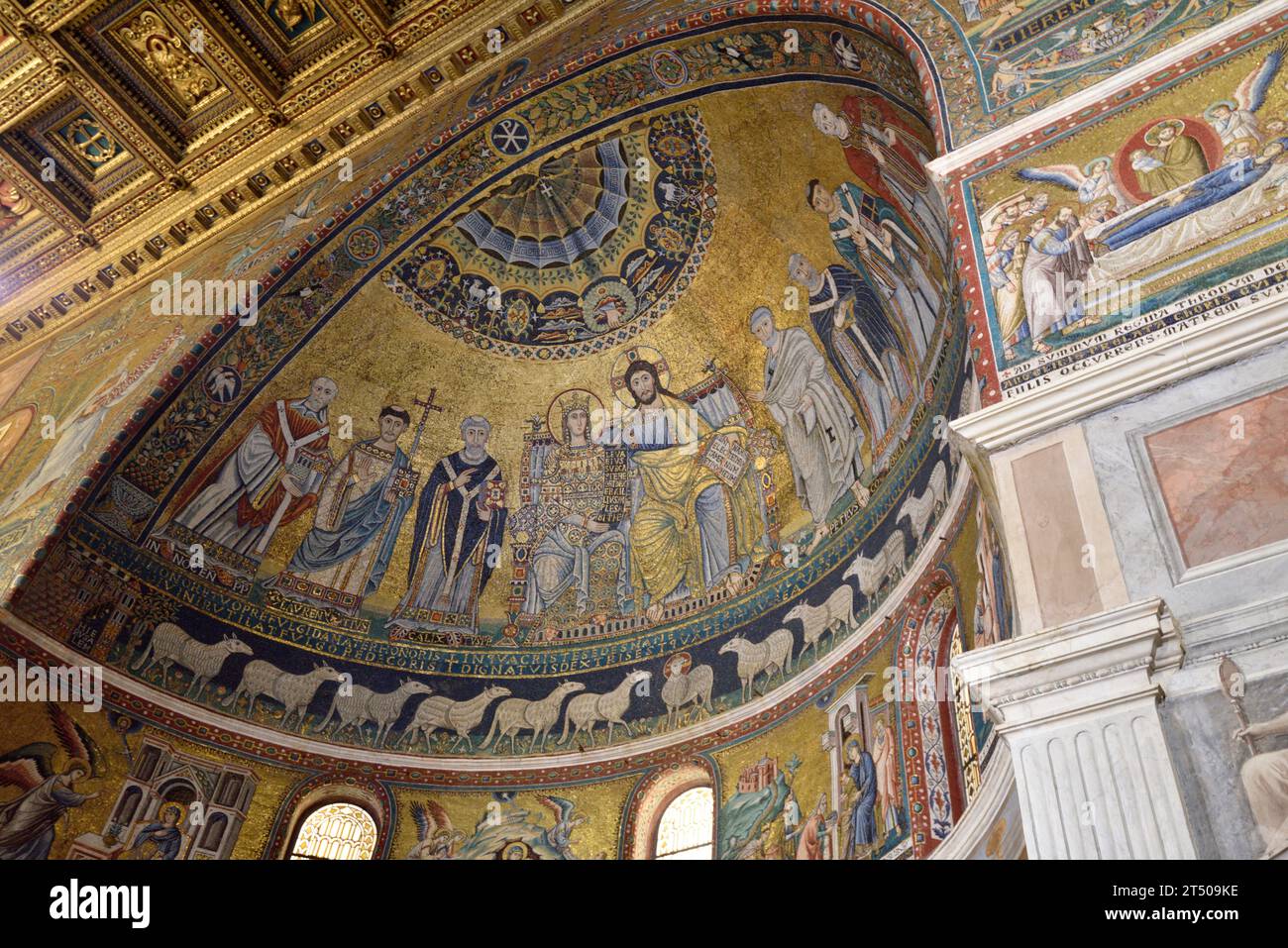 Apse medieval mosaic, Basilica di Santa Maria in Trastevere, Rome, Italy Stock Photo - Alamy