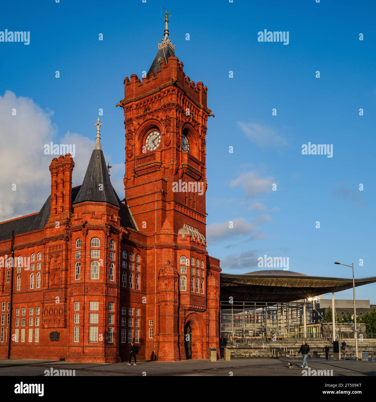 Pierhead building (1897) familiar landmark of the stunning Cardiff Bay ...