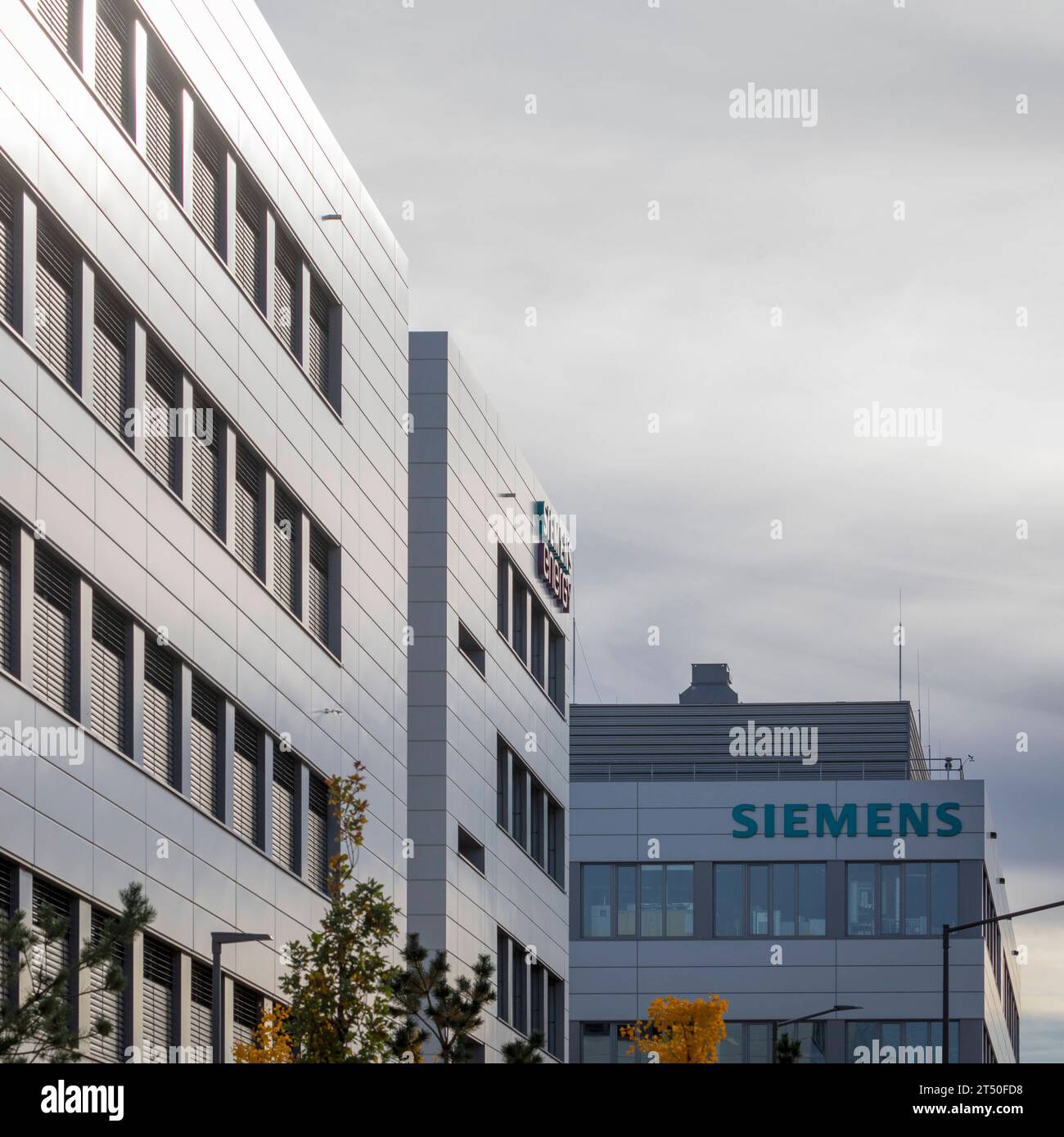 01.11.2023 Reportage Siemens Logo, Logos, Schriftzüge, Markennamen ...