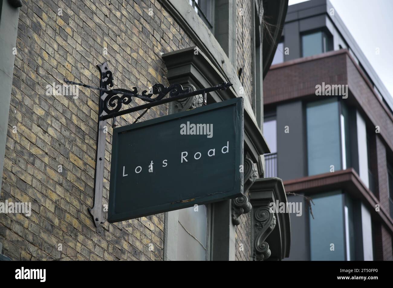 Antique dealer area of london hi-res stock photography and images - Alamy