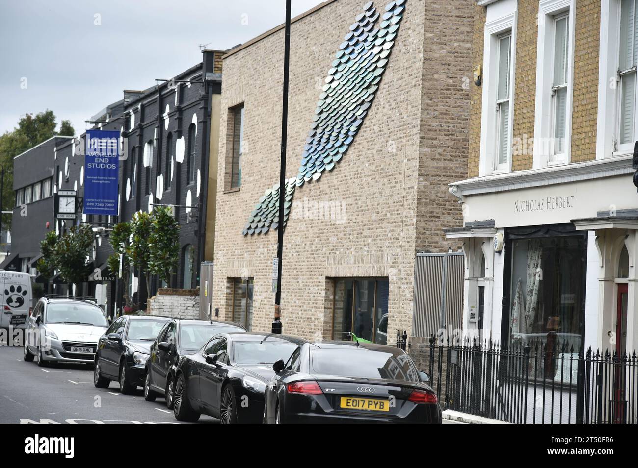 Antique dealer area of london hi-res stock photography and images - Alamy