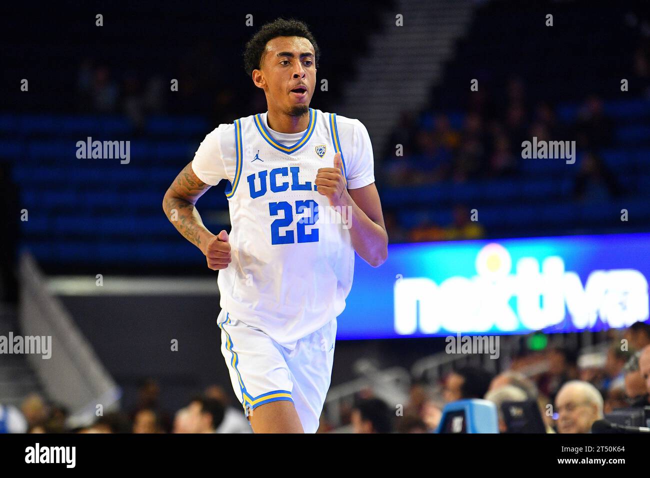 LOS ANGELES, CA - OCTOBER 31: UCLA Bruins forward Devin Williams (22 ...