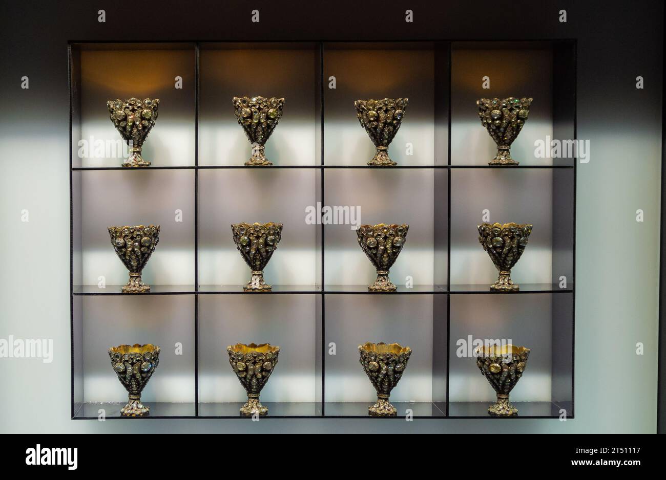 Istanbul, Turkey, Cups with diamonds of Treasure room ( Turkish, hazine ...