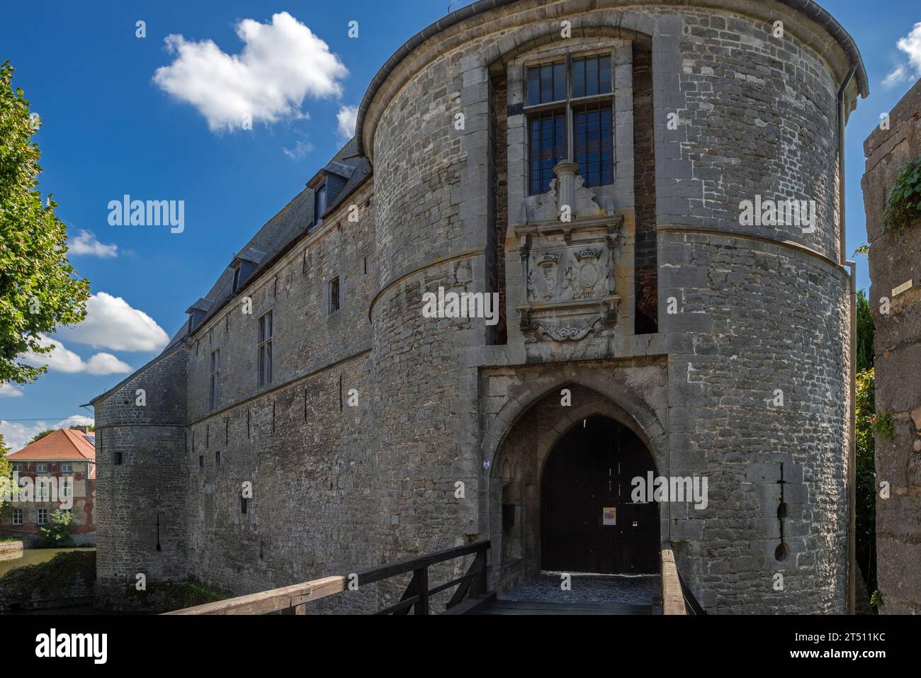 Entrance gate with coats of arms of the Château de Feluy, 18th century ...
