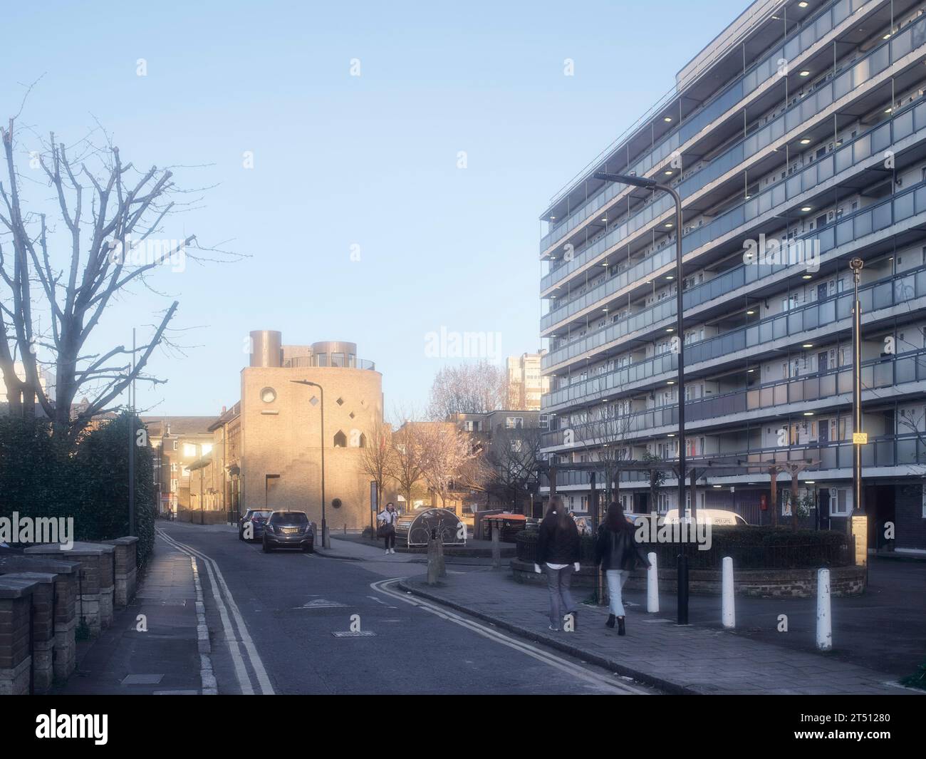 Street view with housing block. The Hoxton Mule - Ivy Street, London ...