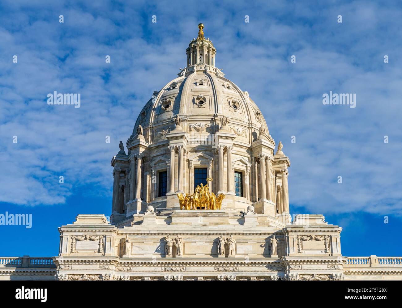 Minnesota state capitol dome hi-res stock photography and images - Alamy
