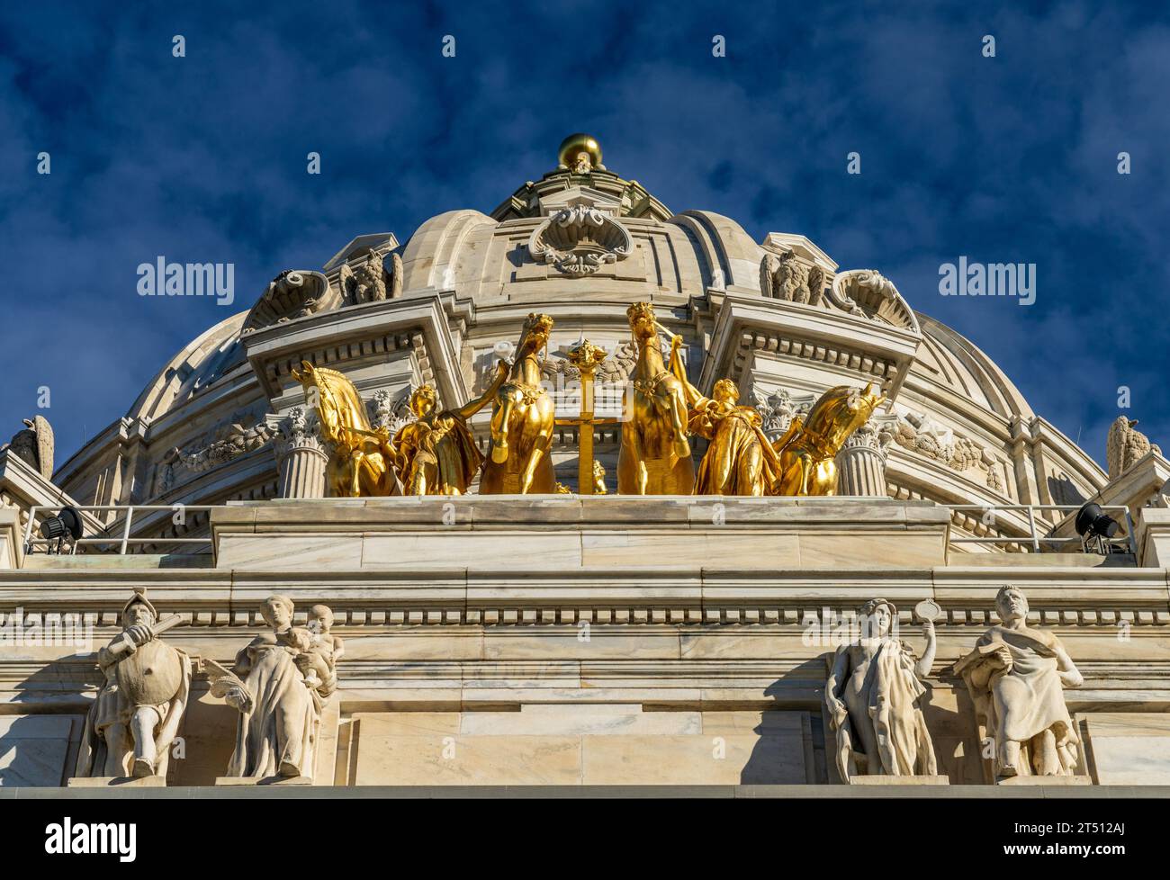 Minnesota state capitol dome hi-res stock photography and images - Alamy