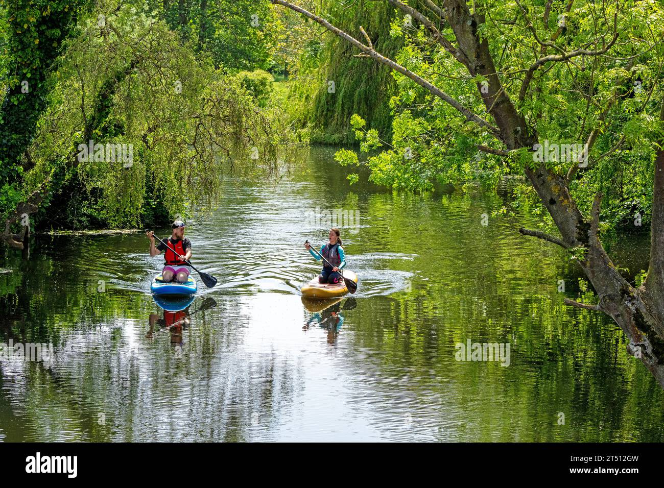 River meander uk hi-res stock photography and images - Alamy