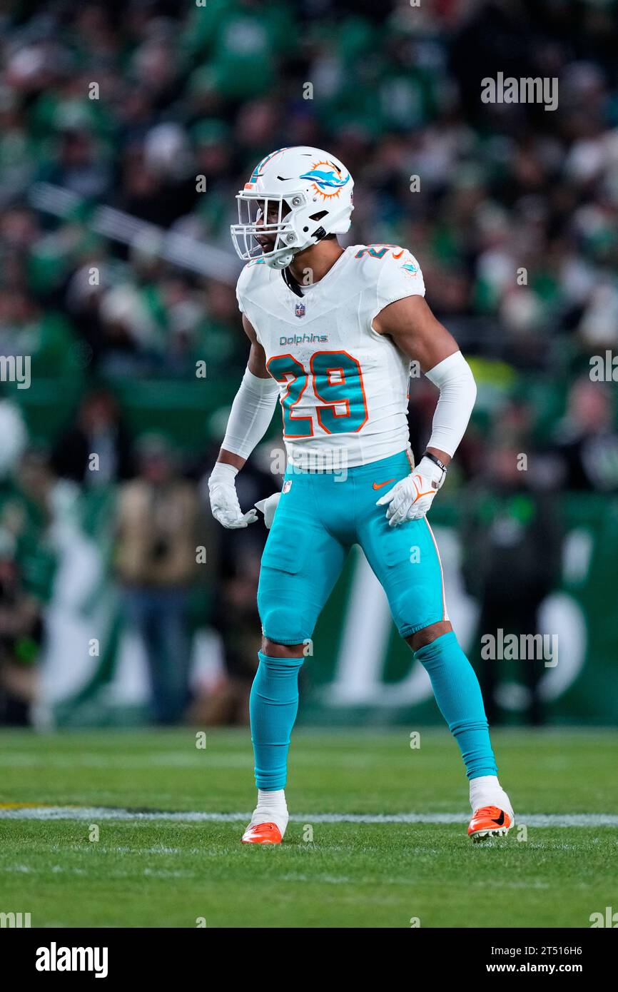 Miami Dolphins' Brandon Jones in action during an NFL football game ...