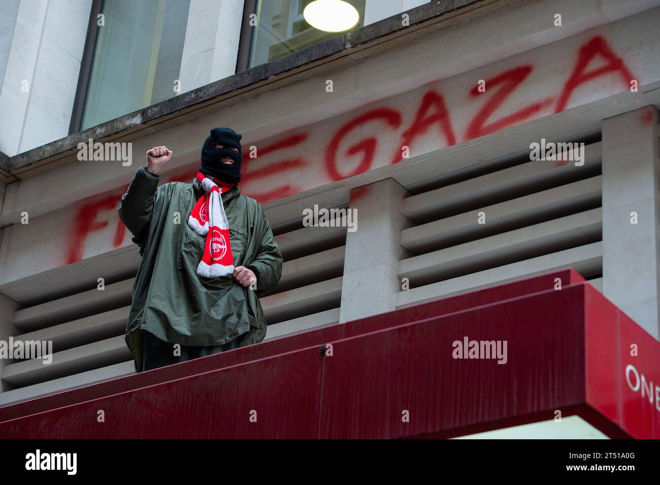 Pro palestine graffiti england hi-res stock photography and images - Alamy