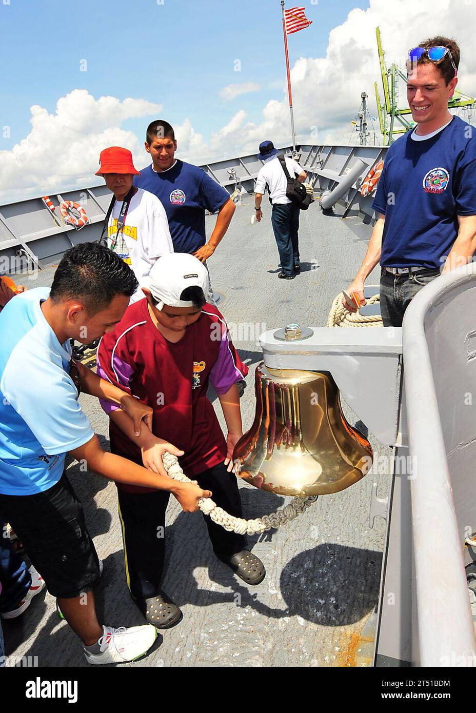 1005087643B-030 MUARA, Burnei (May 8, 2010) A group of children from ...