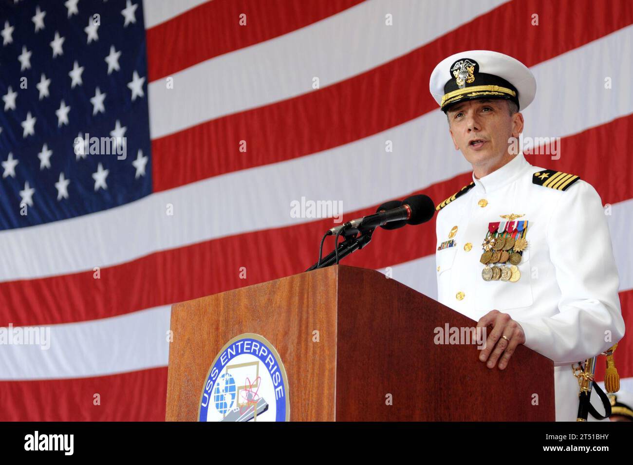 1005065082P-055 NORFOLK (May 6, 2010) Capt. Ron Horton speaks to the ...