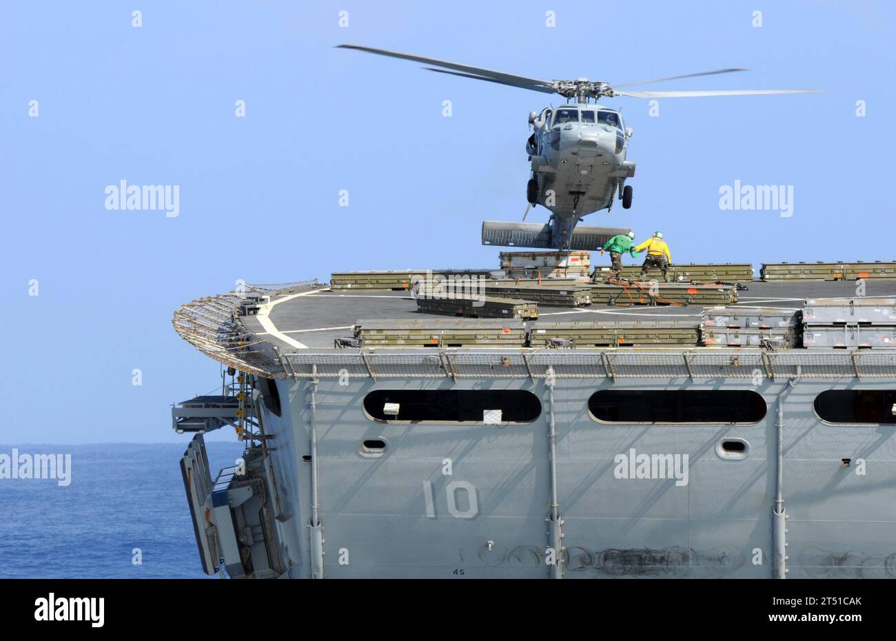 Helicopter sea combat squadron hsc 14 hi-res stock photography and ...