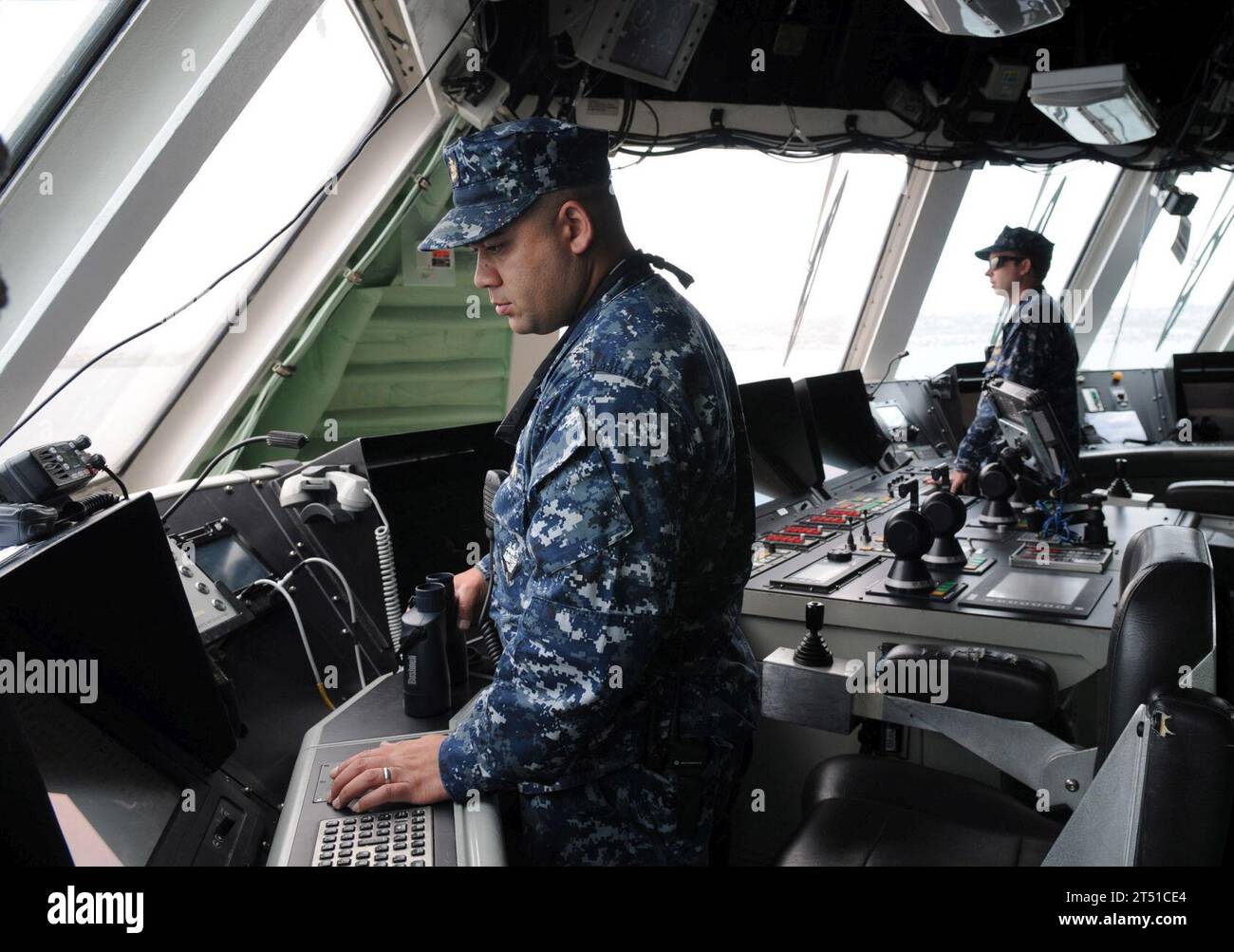 (LCS 1), Littoral Combat Ship, navigation, Sailors, U.S. Navy, USS ...