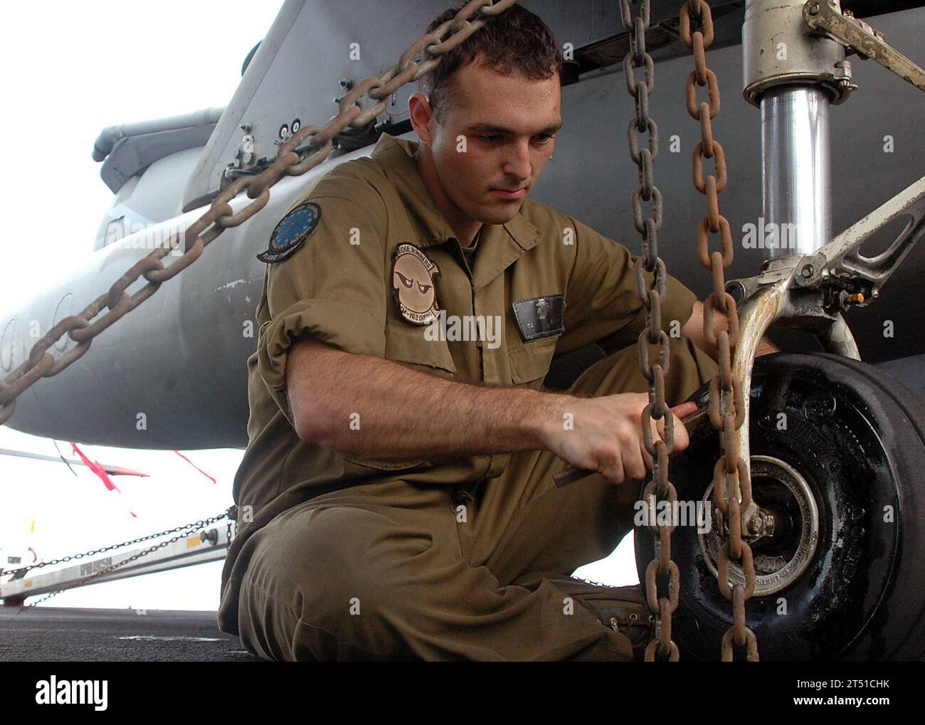 (LHD 4), 2009, Boxer, flight deck, HANGAR BAY, Helicopter Maintenance ...