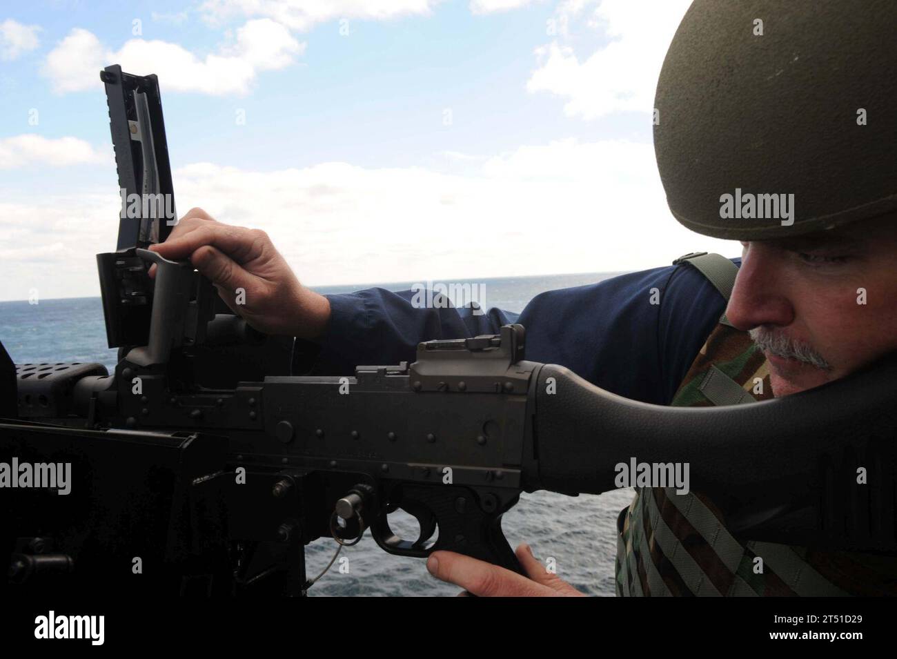 (PCU) New York (LPD 21), amphibious transport dock ship, m-240 machine ...