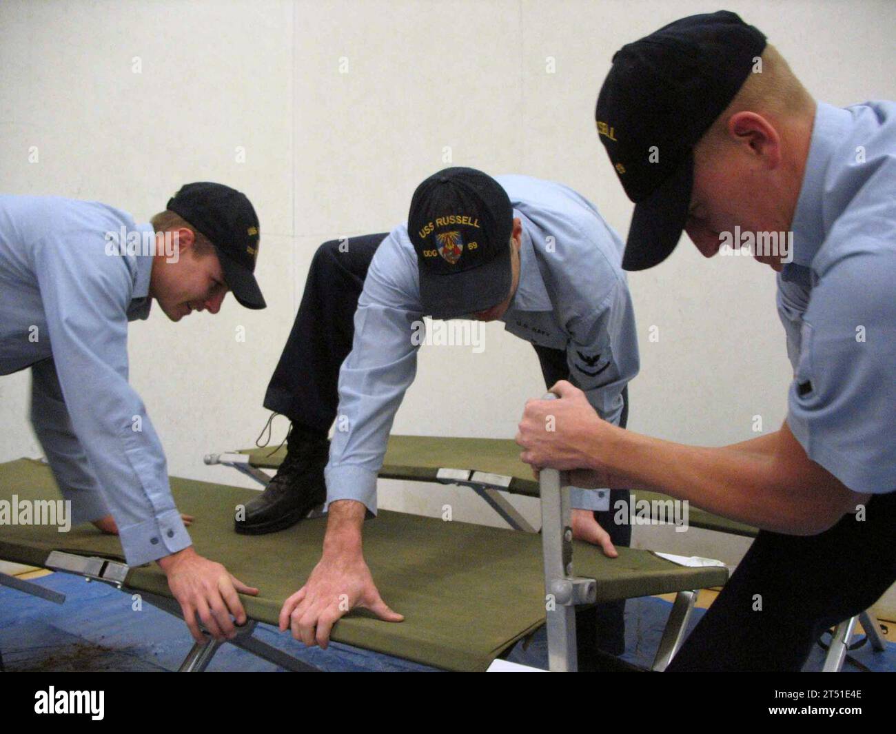 0710231008D-001 SAN DIEGO (Oct. 23, 2007) - Sailors assigned to guided ...
